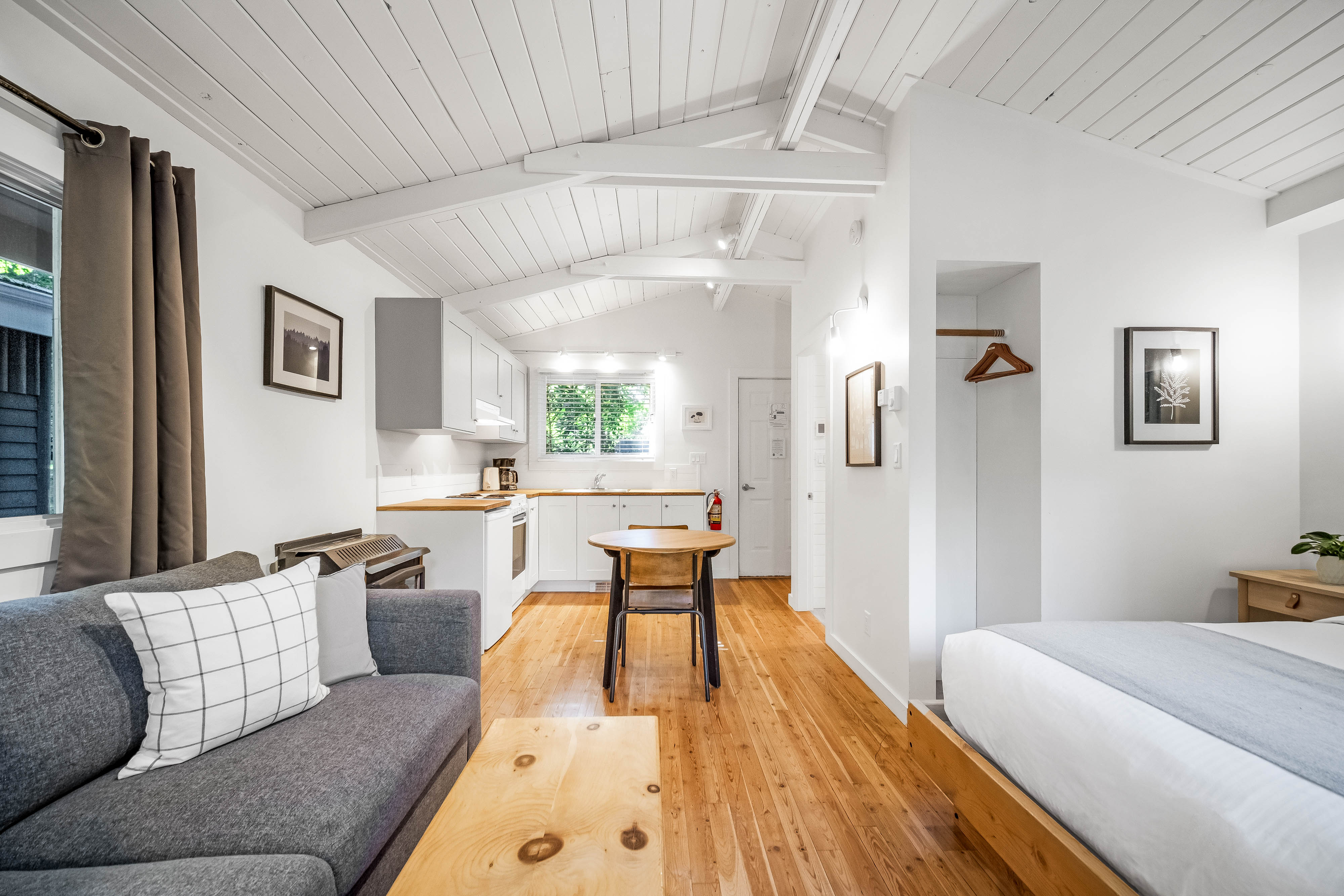 Riverside Plus - Sunwolf Riverside Resort