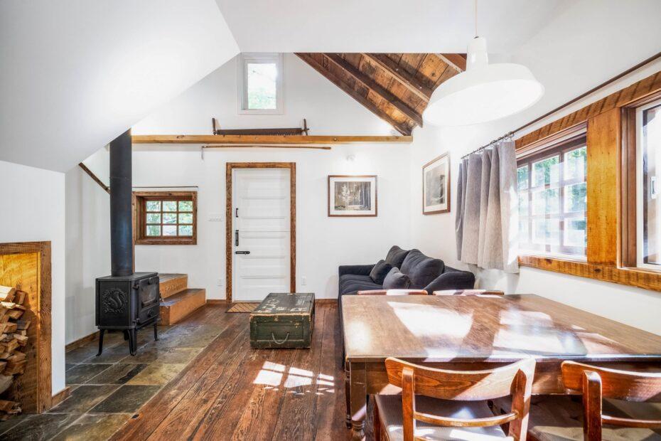 Logger's Shack - Sunwolf Riverside Resort