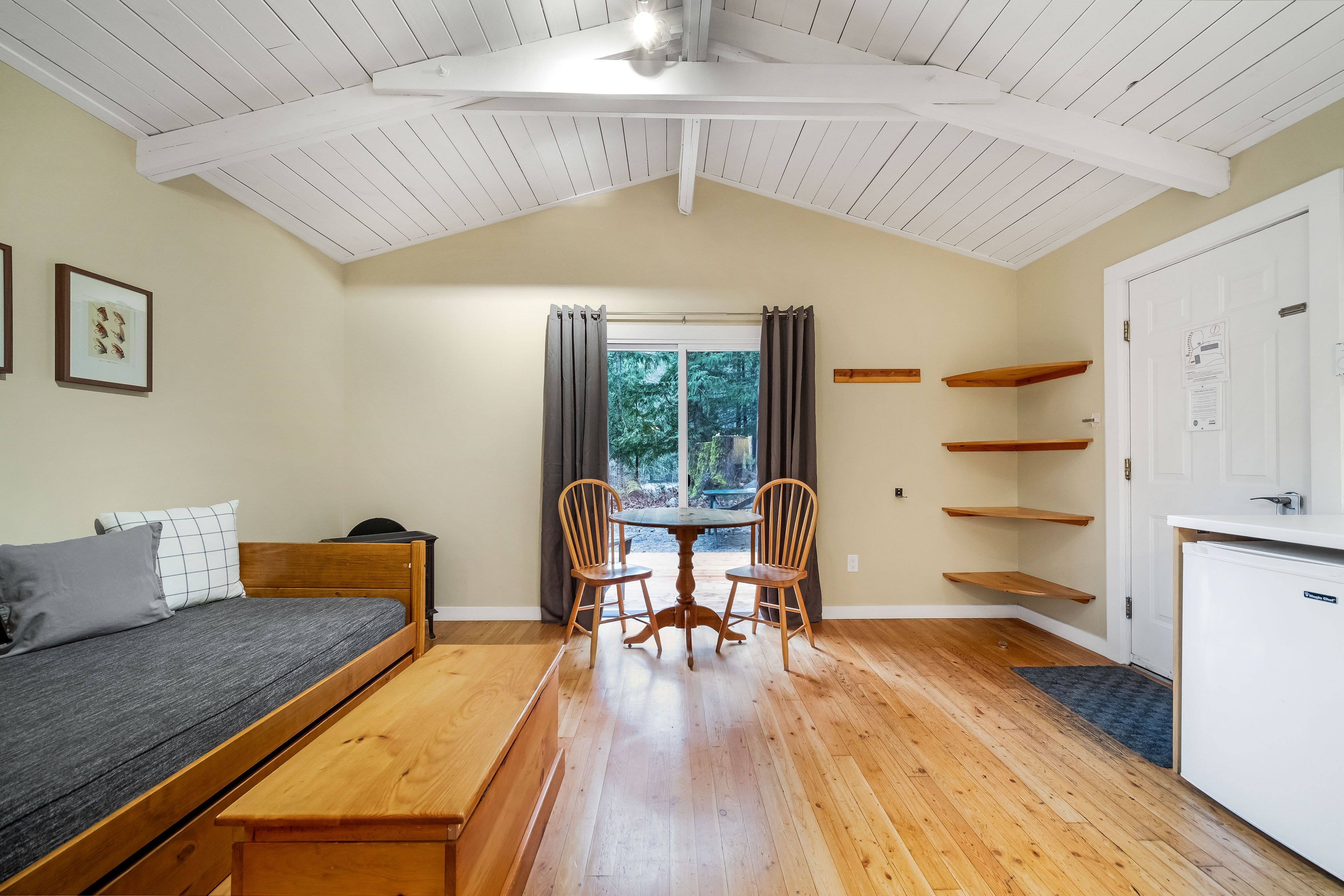 Riverside Plus - Sunwolf Riverside Resort