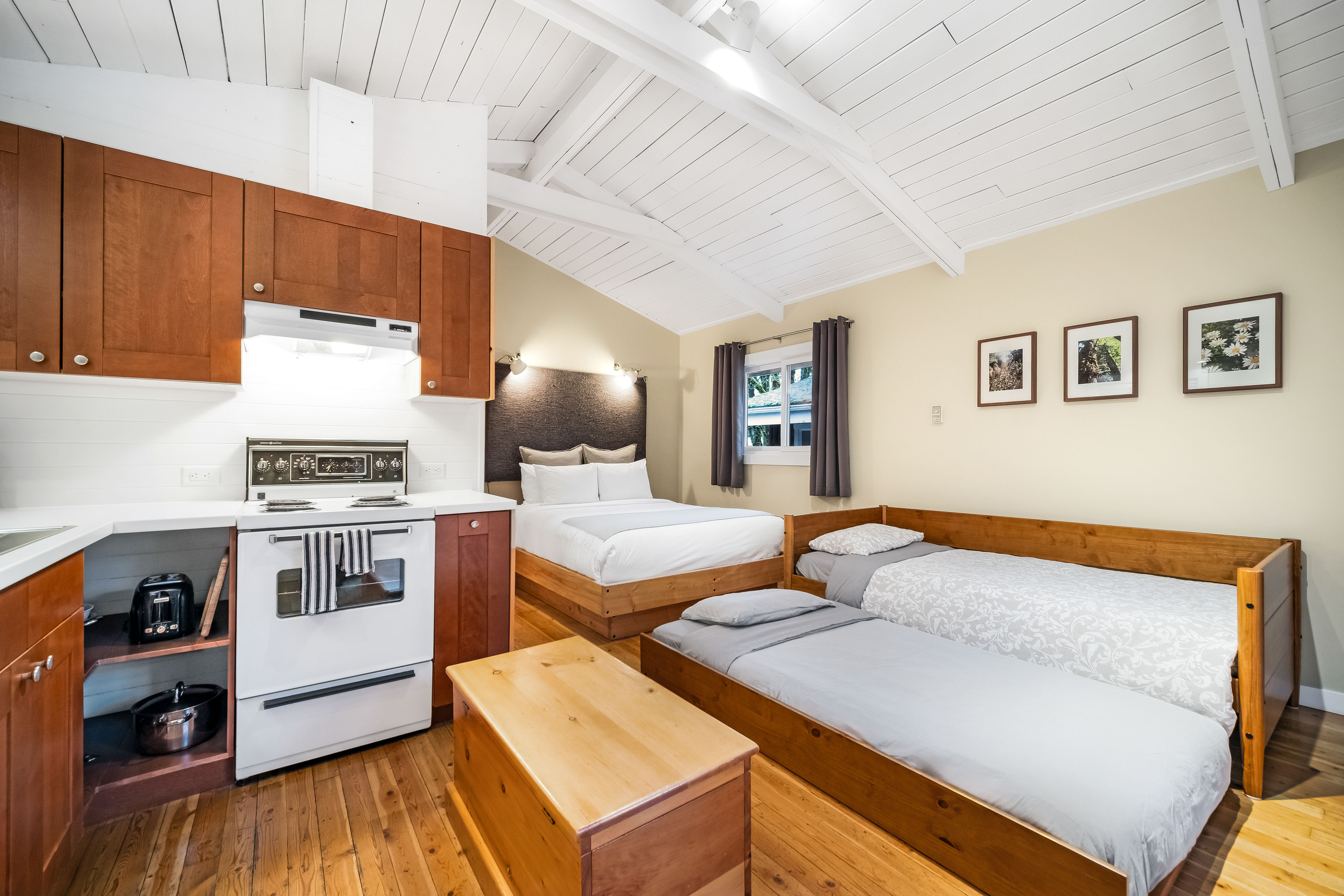 Riverside Plus - Sunwolf Riverside Resort